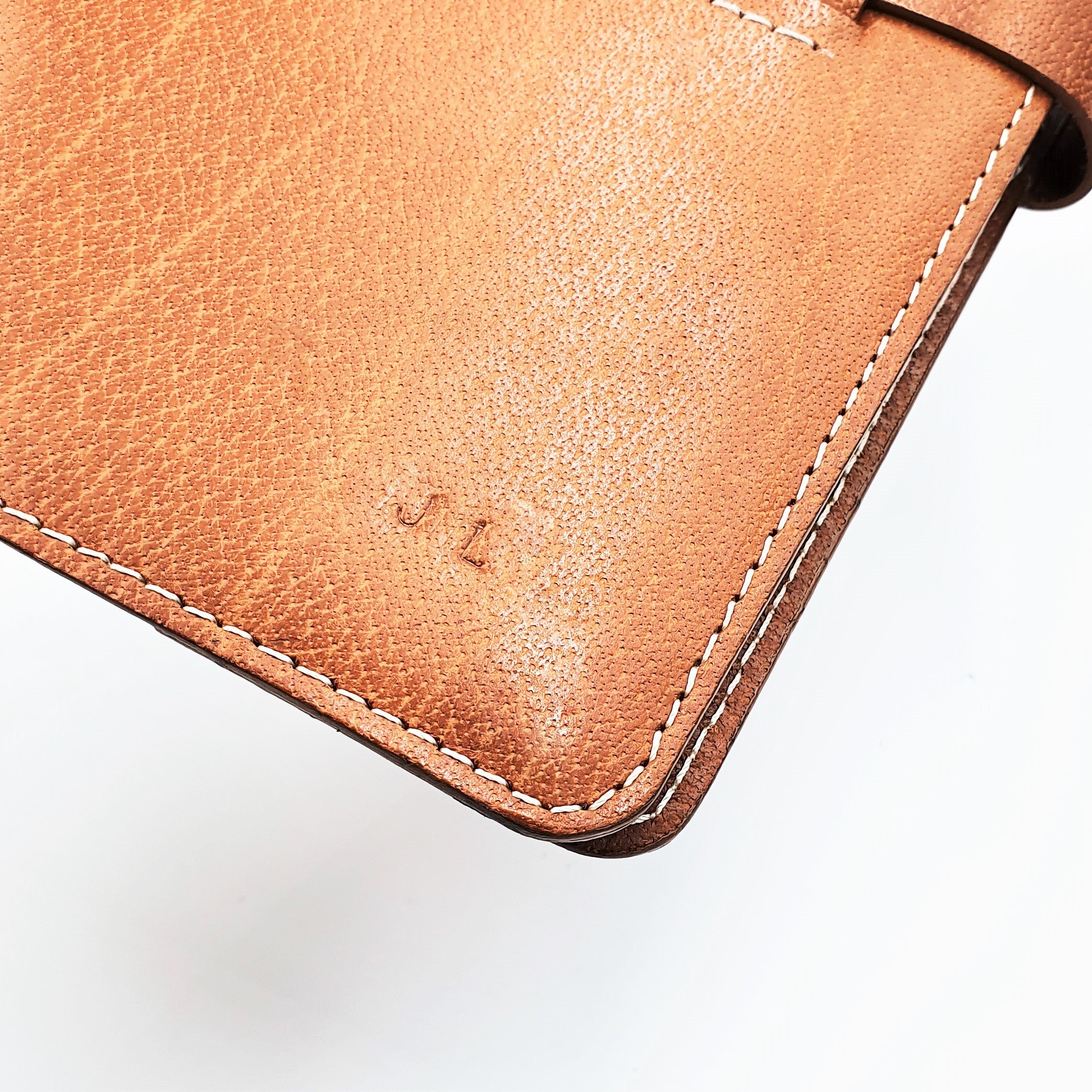 Blind Debossing Customization with Name or Initials – ARKADEMIE.com